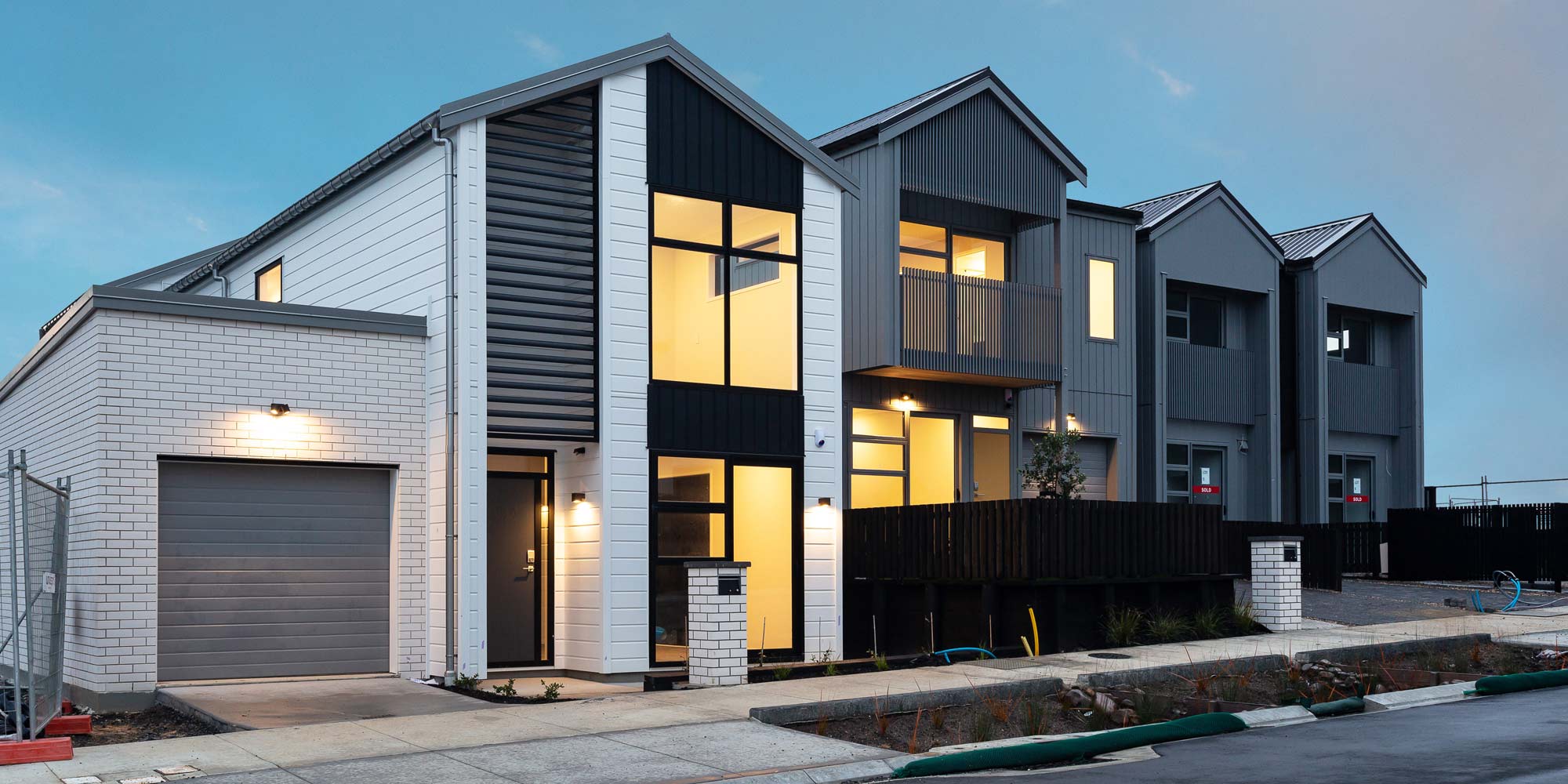 Partner With Us - Universal Homes